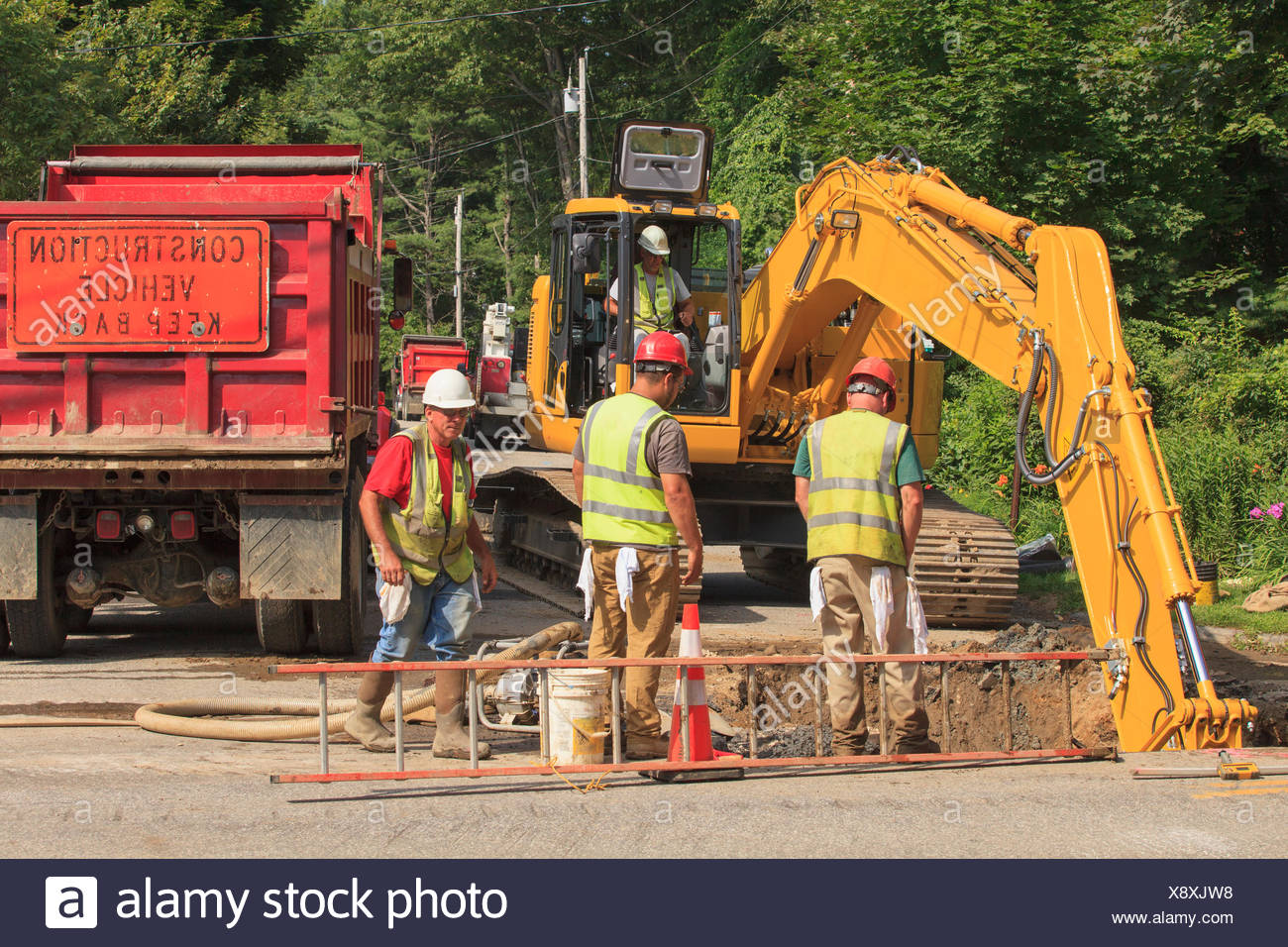 Excavator Digging Hole High Resolution Stock Photography and Images - Alamy