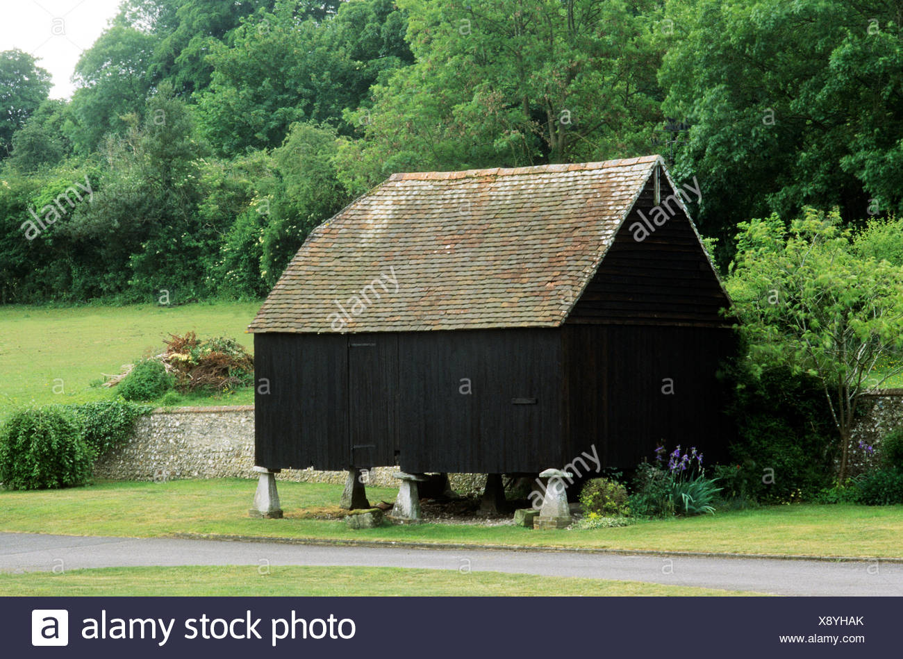 Staddle Stones High Resolution Stock Photography and Images - Alamy