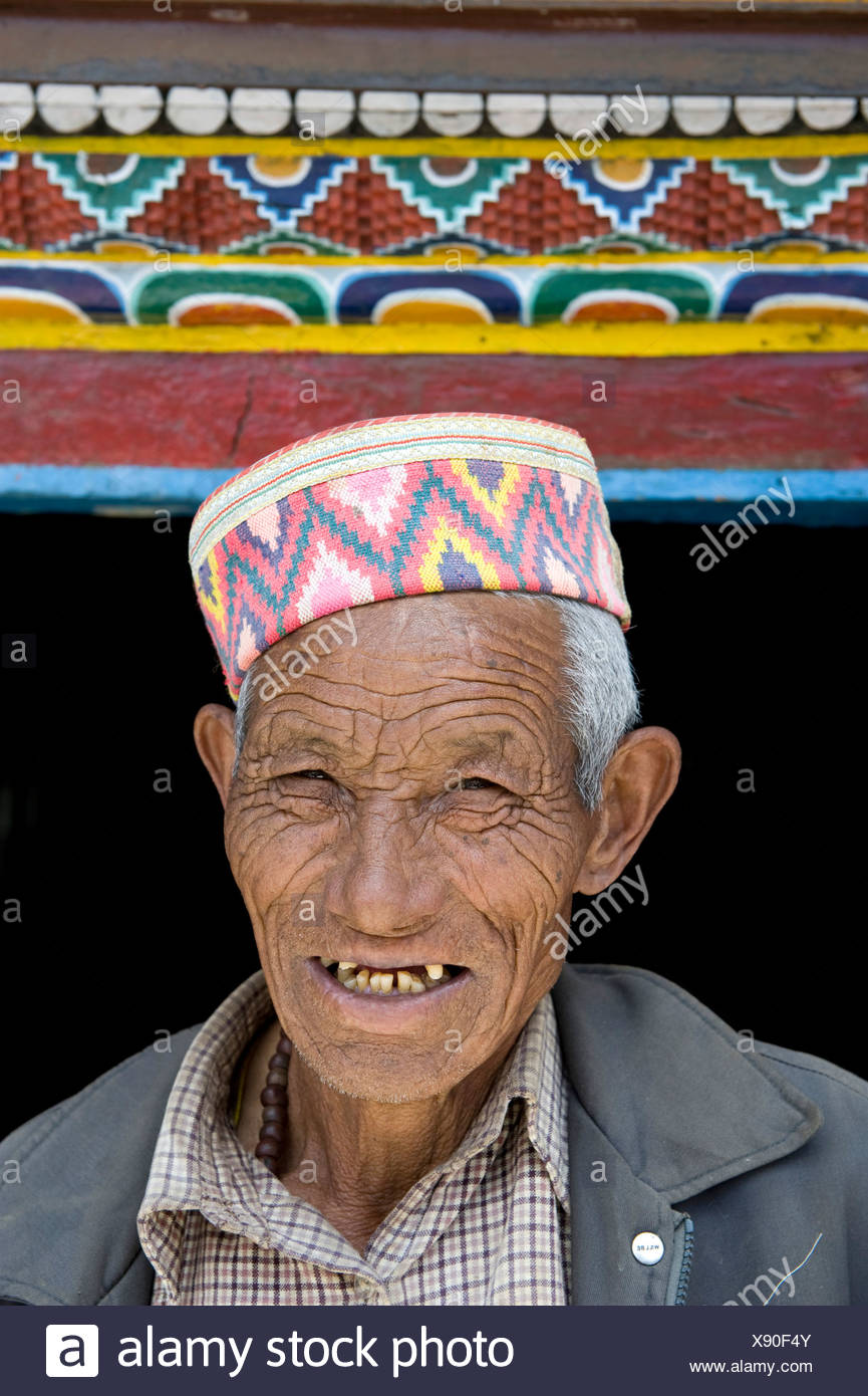 India Himachal Pradesh Old Man High Resolution Stock Photography and ...