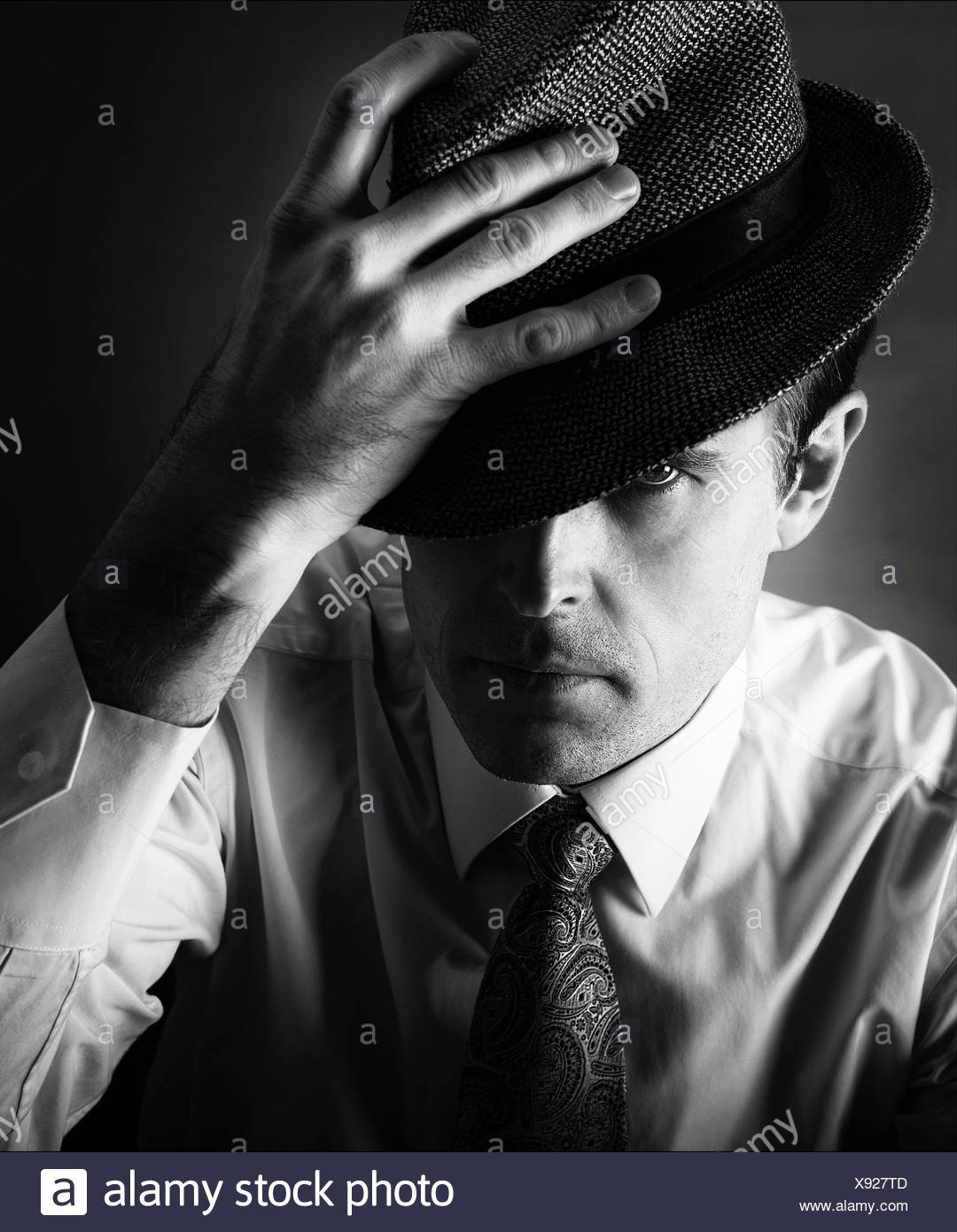 Hand On Shoulders Stock Photos & Hand On Shoulders Stock Images - Alamy