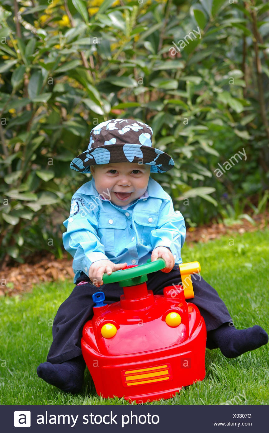 Babyface High Resolution Stock Photography and Images - Alamy