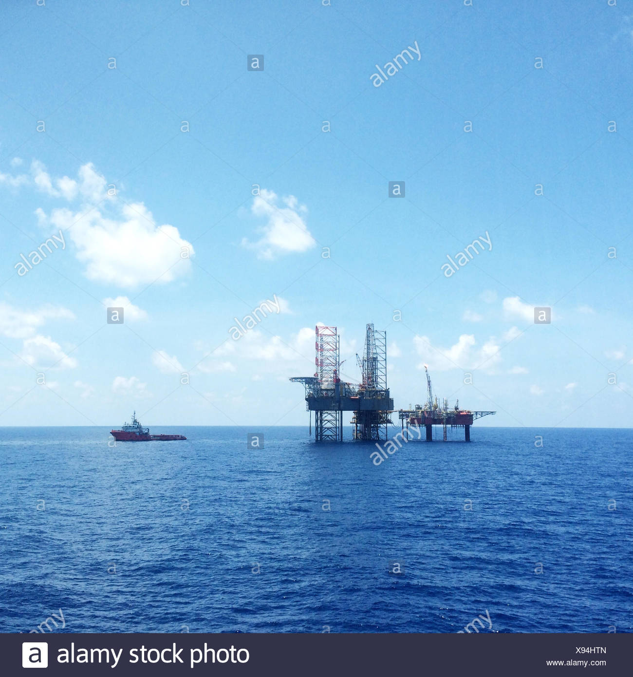 Oil And Gas Transportation High Resolution Stock Photography and Images ...