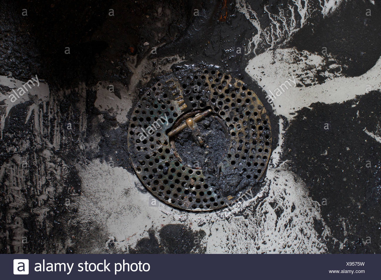 Sewer Lid Stock Photos & Sewer Lid Stock Images - Alamy