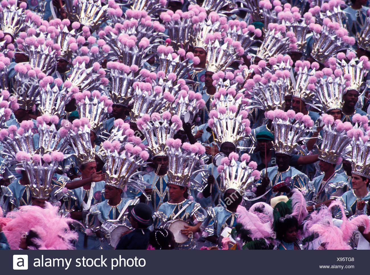 Rio De Janeiro Carnival Drums High Resolution Stock Photography and ...