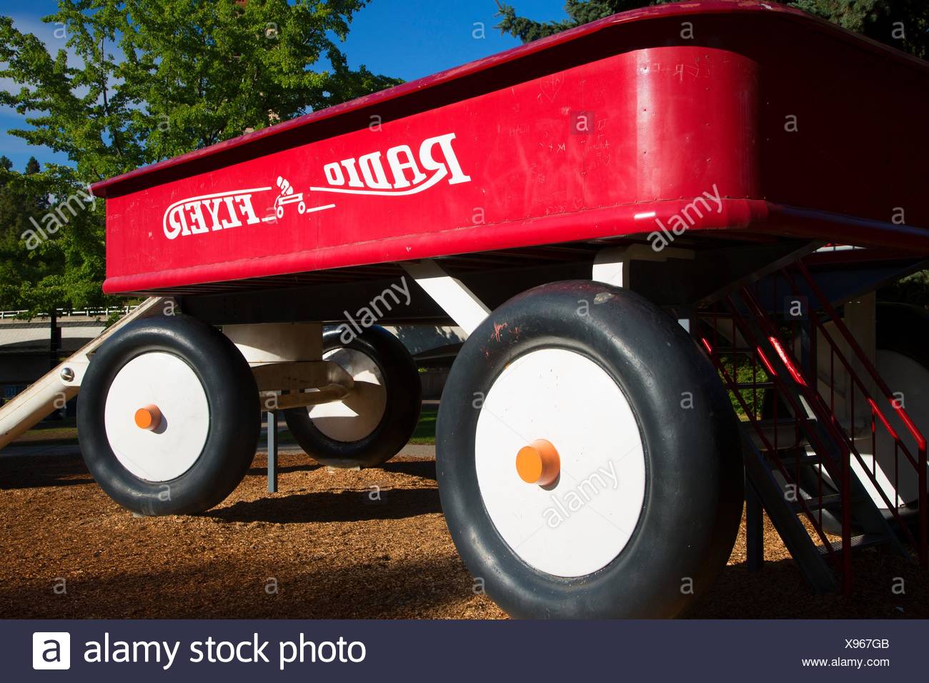 Red Wagon High Resolution Stock Photography and Images - Alamy