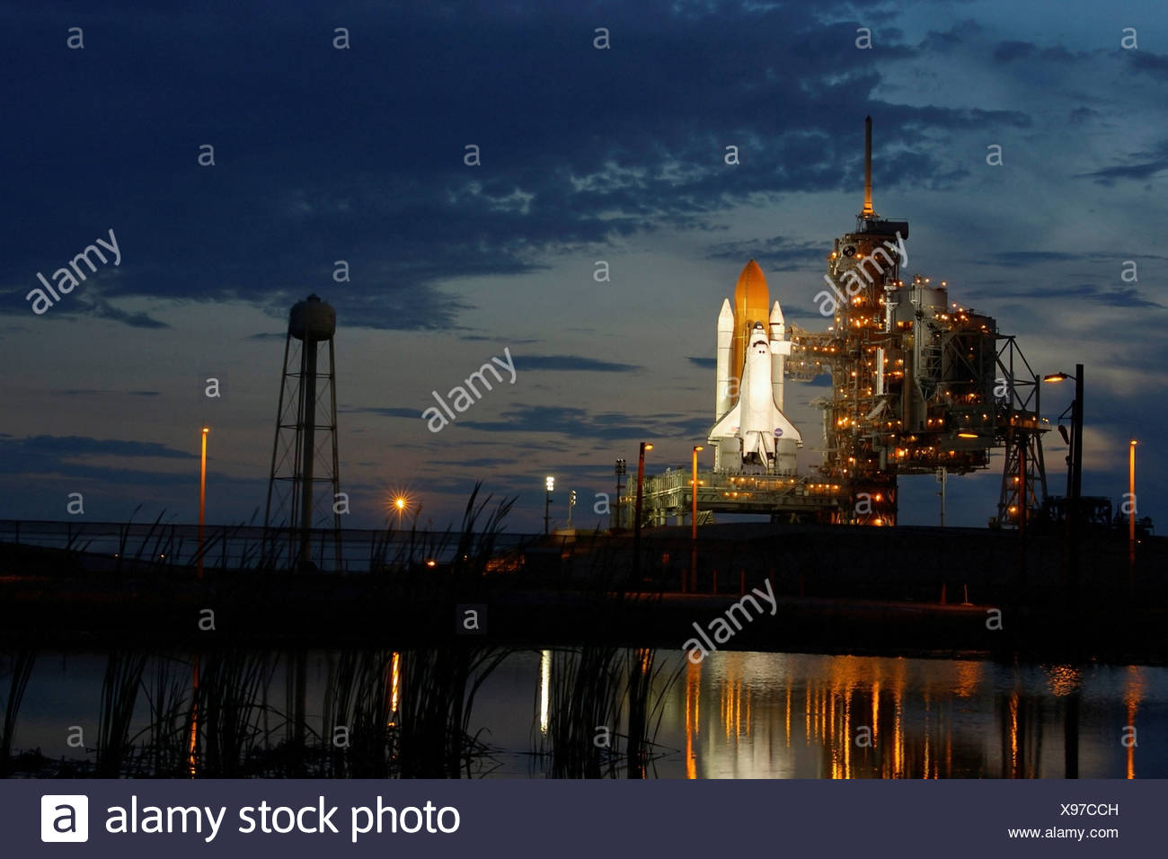 Nasa Launch Pad 39b Kennedy Stock Photos & Nasa Launch Pad 39b Kennedy ...