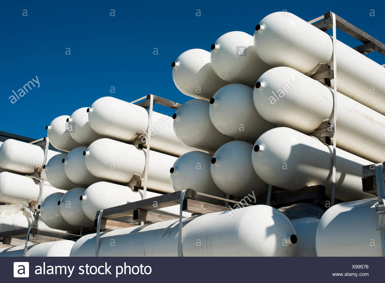 Compressed Gas Storage Containers High Resolution Stock Photography and ...