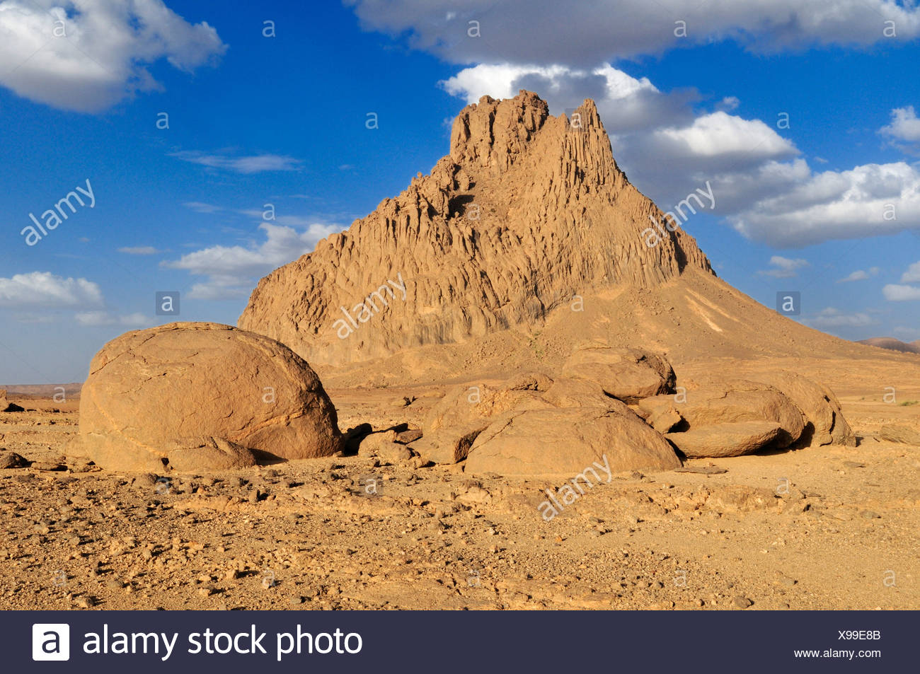 Ahaggar Mountains Stock Photos & Ahaggar Mountains Stock Images - Alamy