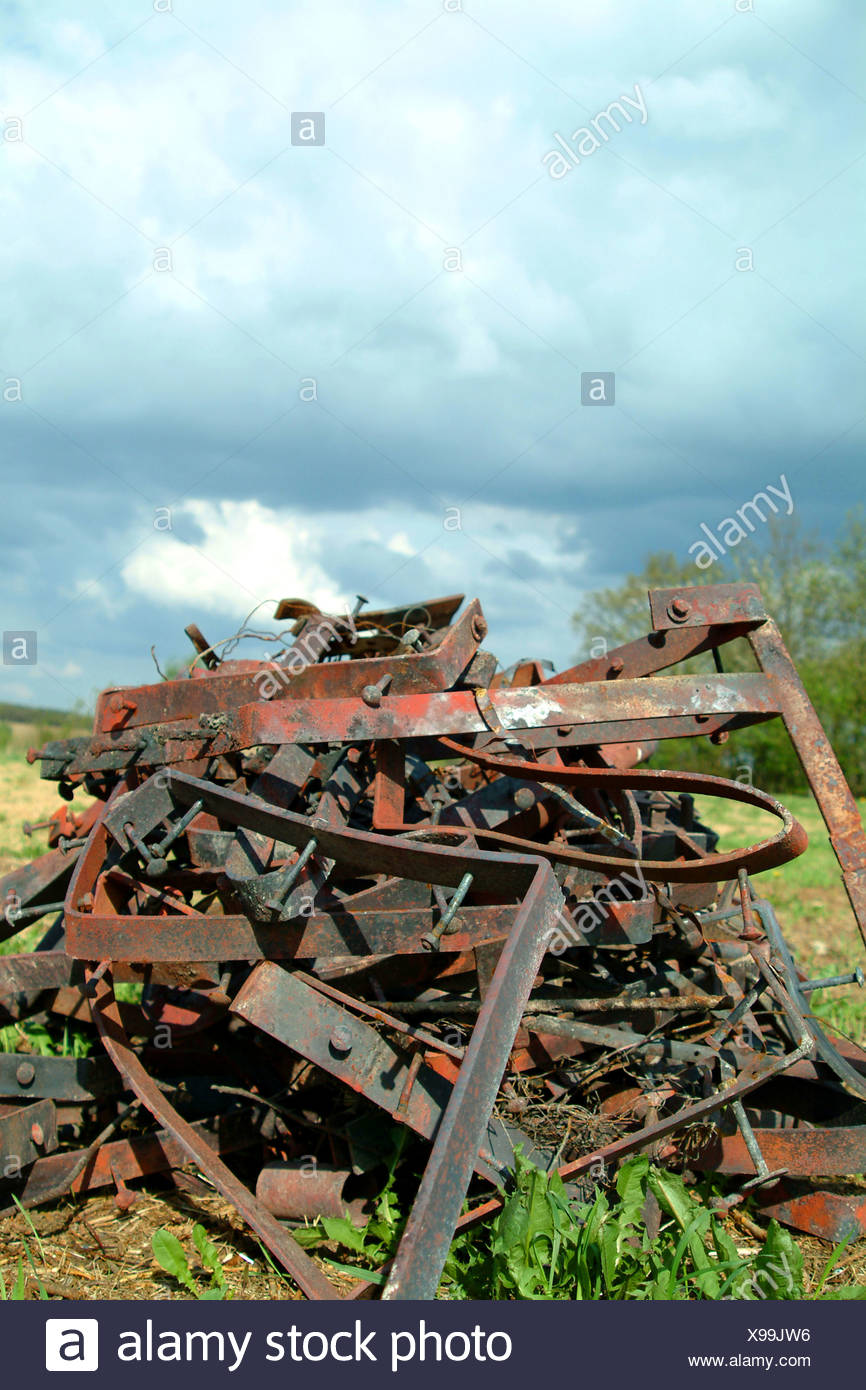 Schrotthaufen Stock Photos & Schrotthaufen Stock Images - Alamy