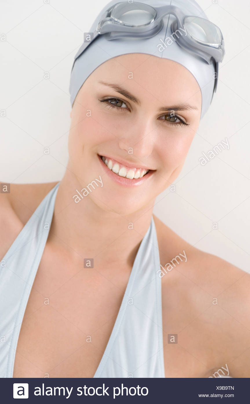 Bathing Cap Woman Stock Photos & Bathing Cap Woman Stock Images - Alamy