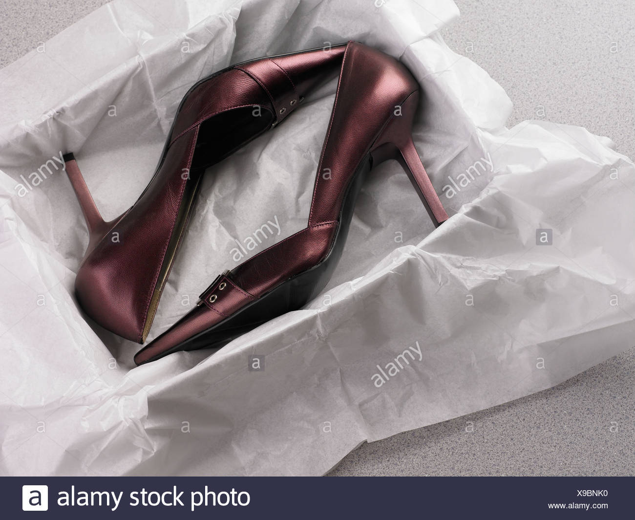 High Heels Uncomfortable Stock Photos & High Heels Uncomfortable Stock ...
