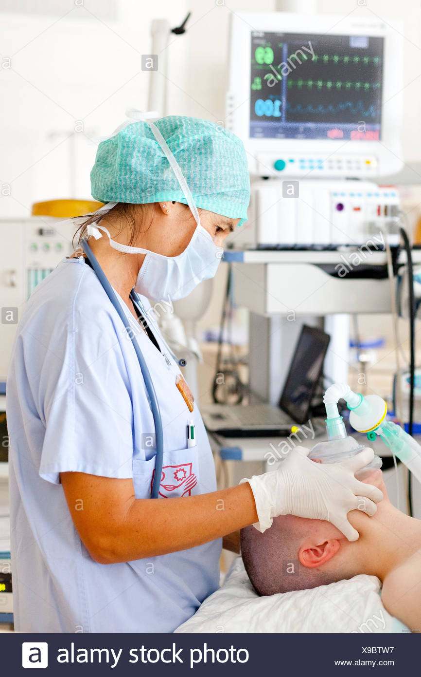 Anaesthetic Mask High Resolution Stock Photography and Images - Alamy