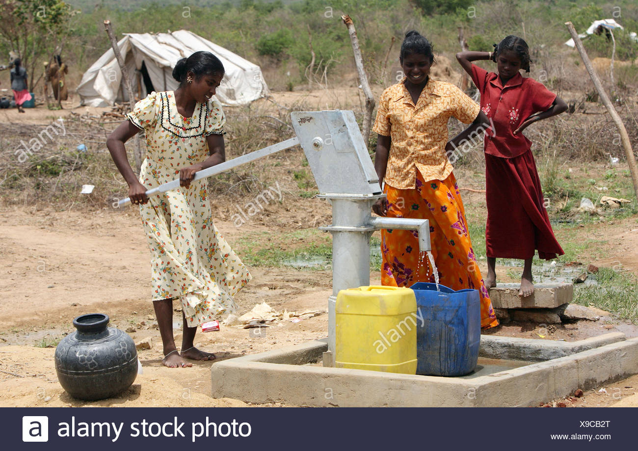 Women Doing Washing High Resolution Stock Photography and Images - Alamy