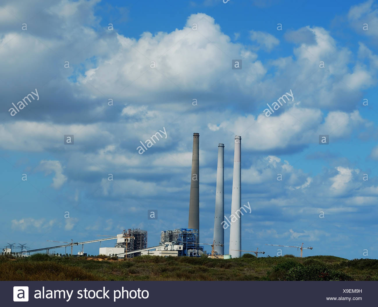 Fossil Fuelled Power Station High Resolution Stock Photography and ...