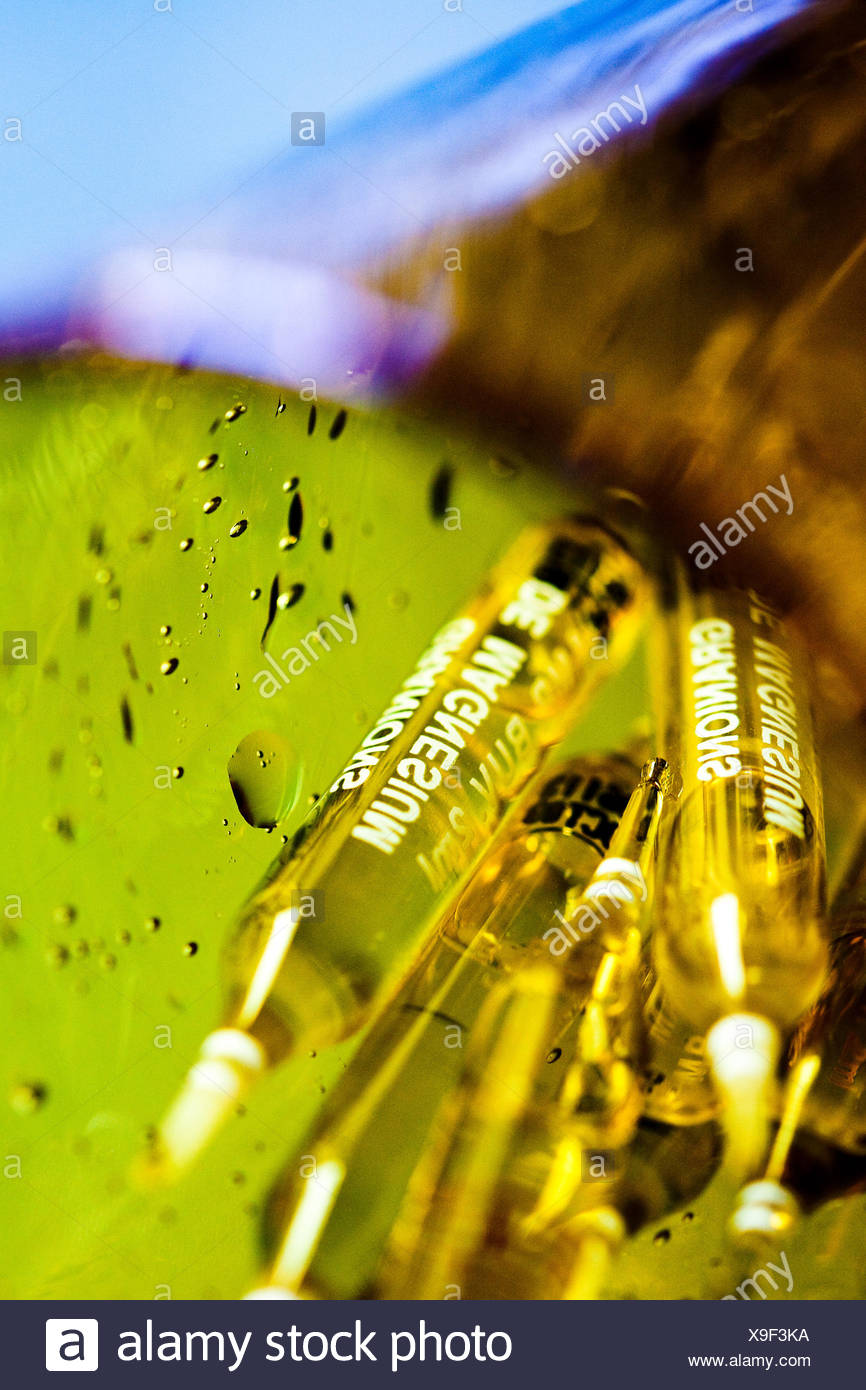Magnesium Supplement Stock Photos & Magnesium Supplement Stock Images ...