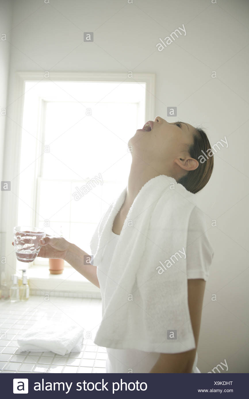 Rinsing Mouth Stock Photos & Rinsing Mouth Stock Images - Alamy