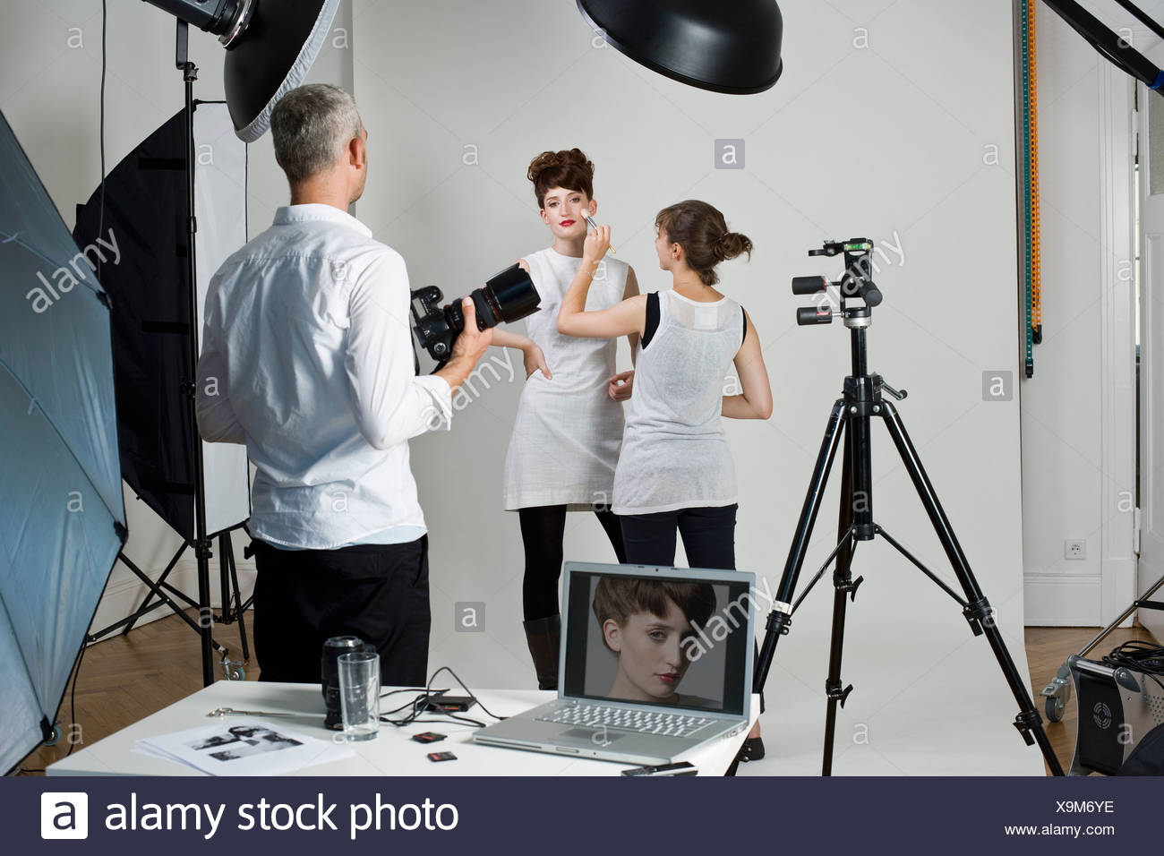 Photo Shoot Set Up High Resolution Stock Photography and Images - Alamy