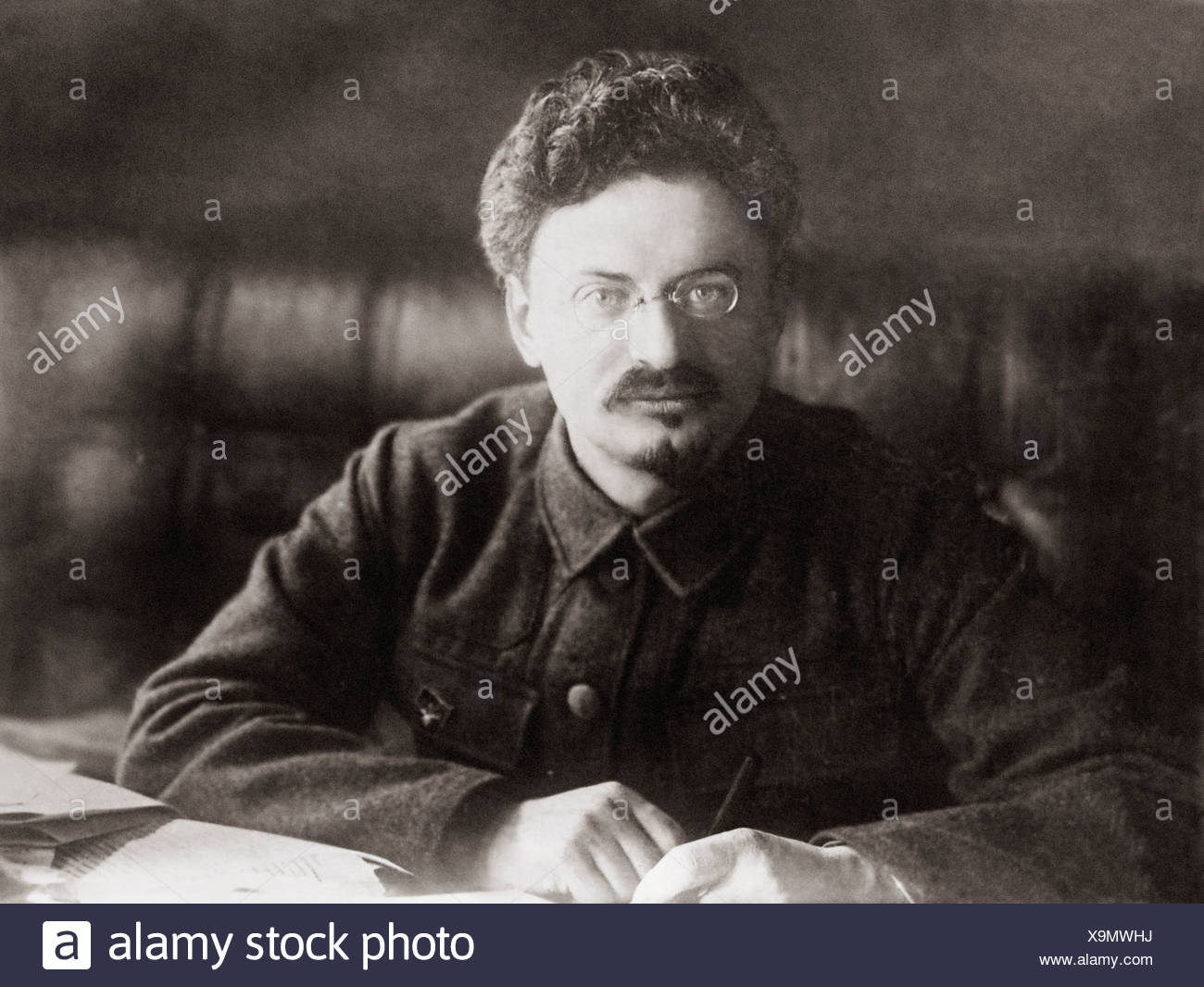 Trotsky 1917 High Resolution Stock Photography and Images - Alamy