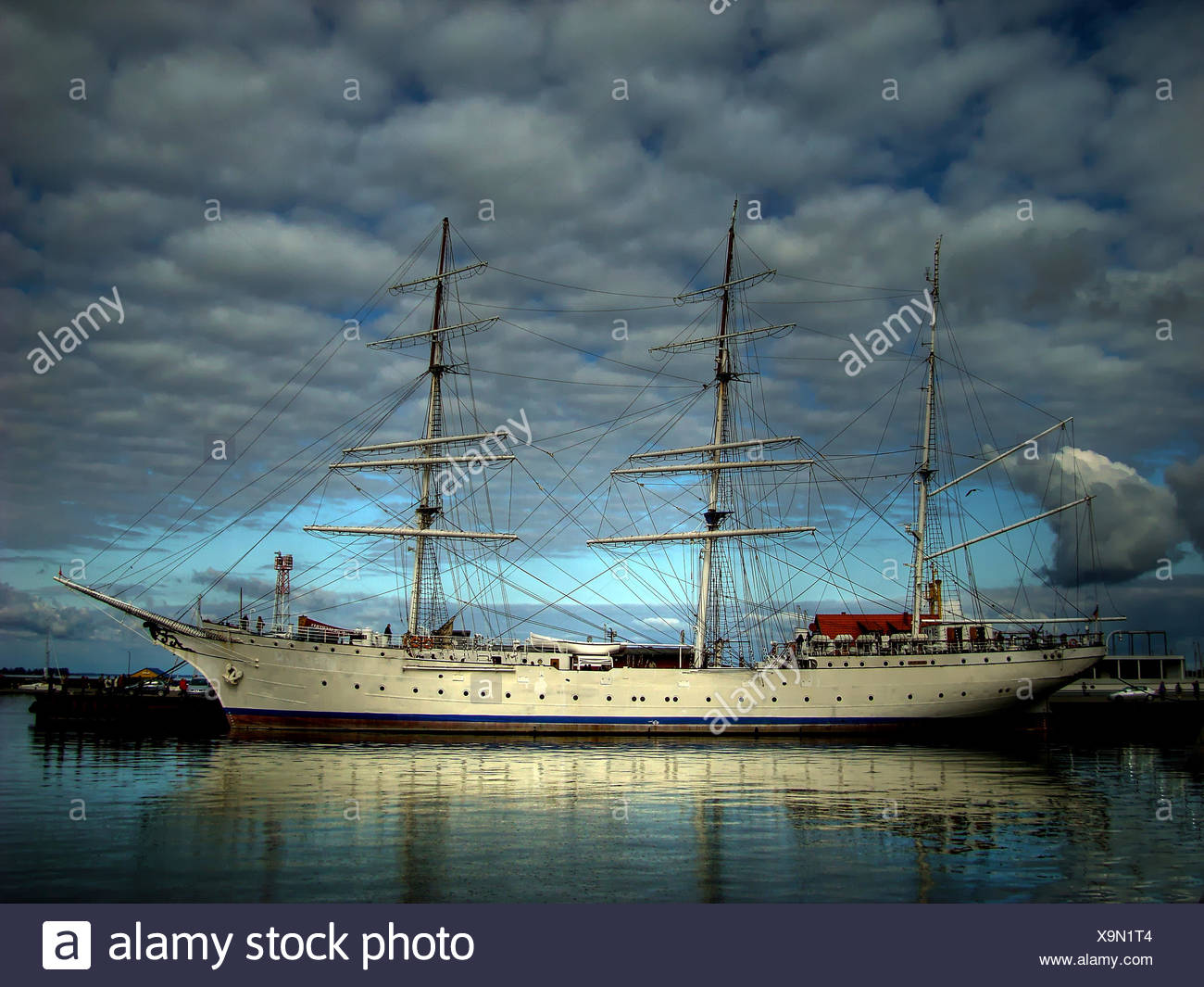 Rowing Ship Stock Photos & Rowing Ship Stock Images - Alamy