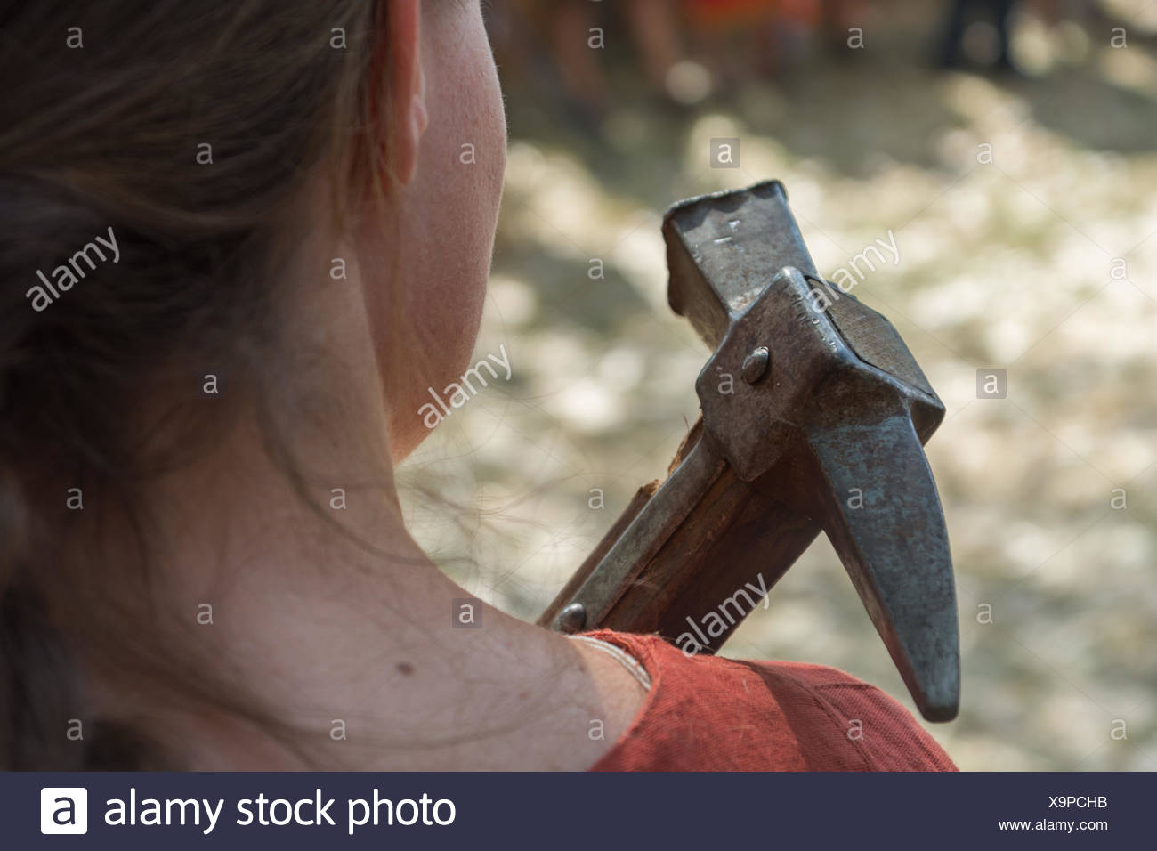 Woman Sledge Hammer High Resolution Stock Photography and Images - Alamy
