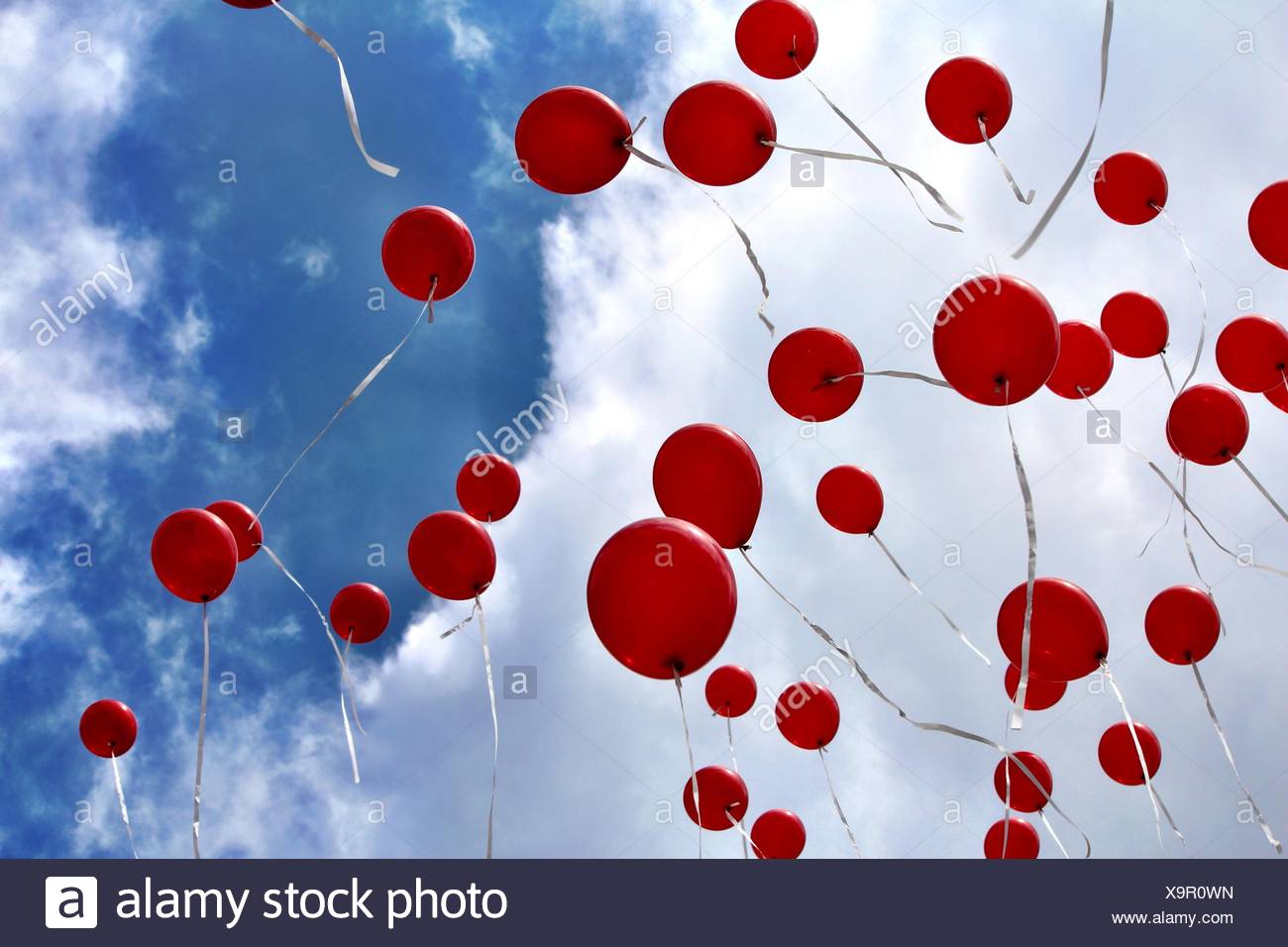 Helium Atom High Resolution Stock Photography and Images - Alamy