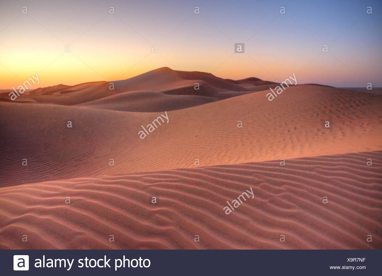 Arabian Peninsula Sand Dunes High Resolution Stock Photography and ...
