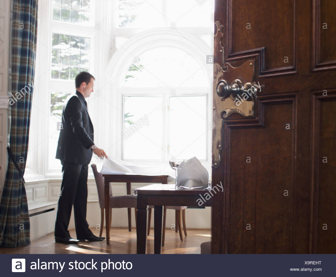 Formal Table Setting High Resolution Stock Photography and Images - Alamy