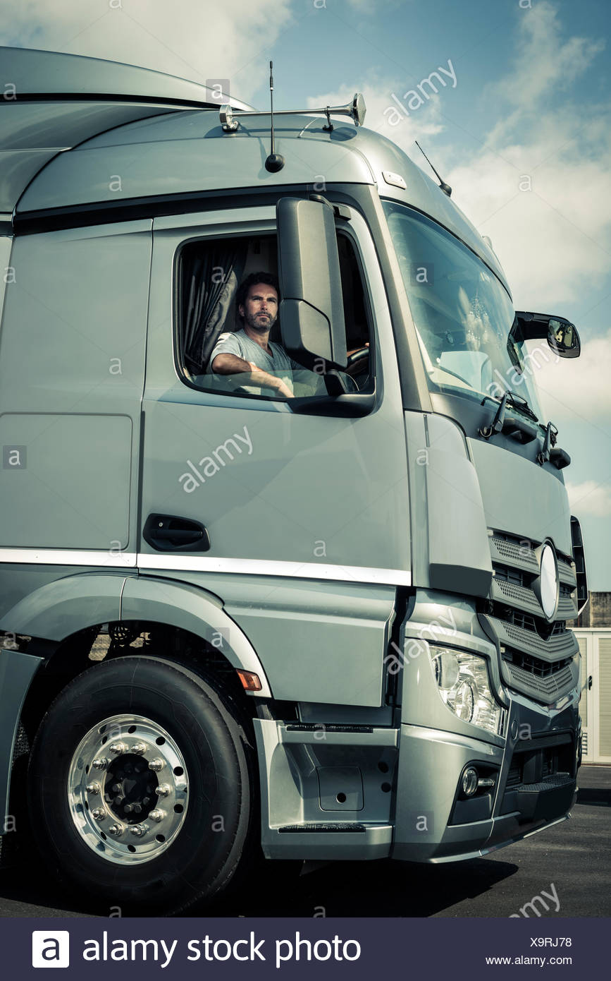 Tractor And Trailer Stock Photos & Tractor And Trailer Stock Images - Alamy