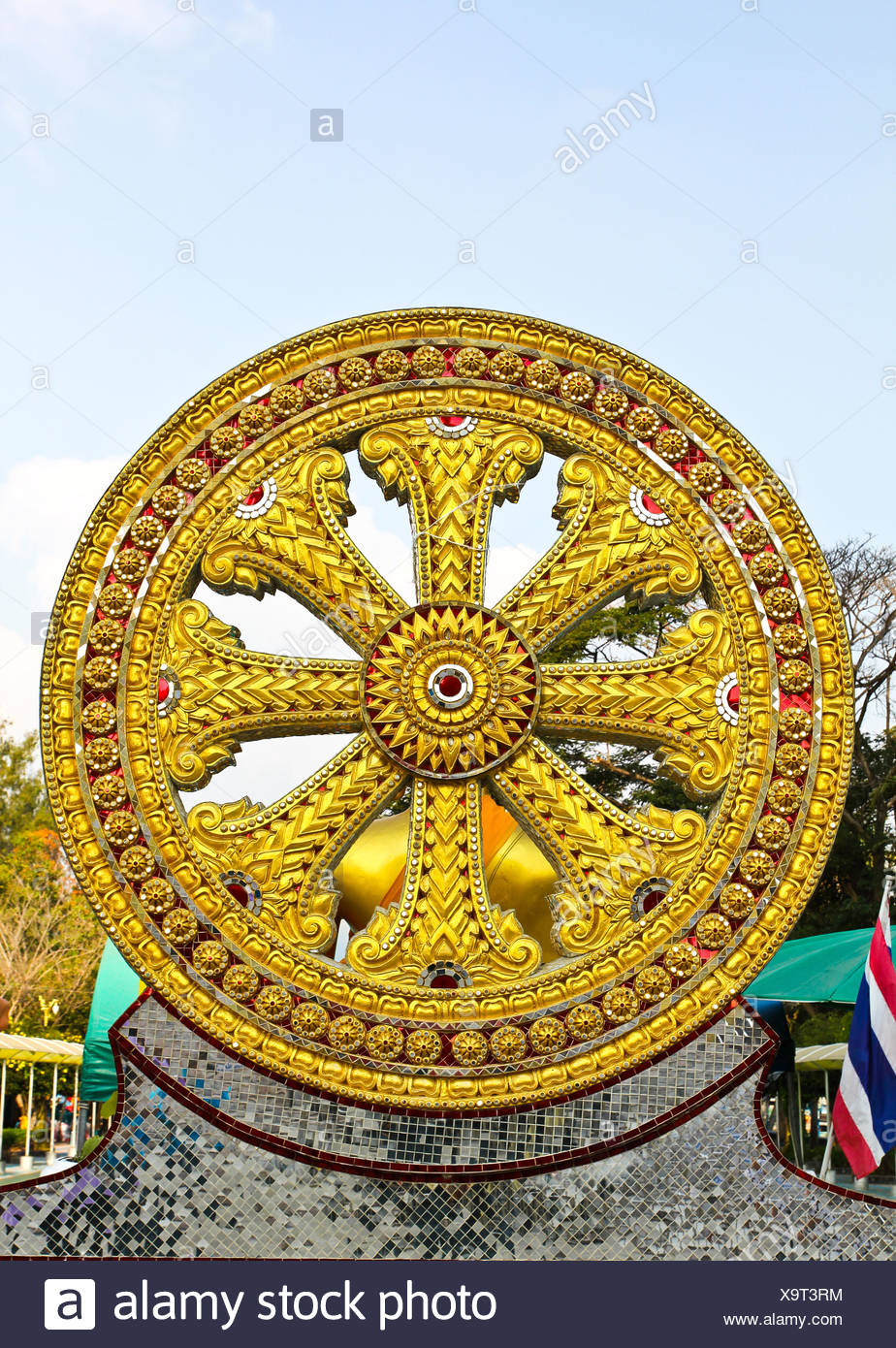Wheel Of Dhamma High Resolution Stock Photography and Images - Alamy