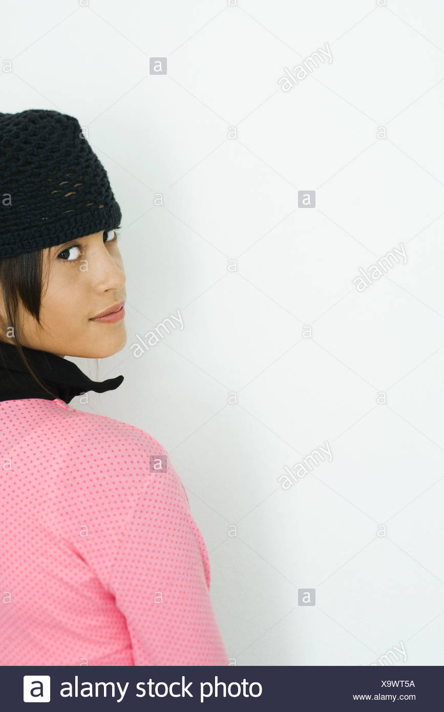 Girl Looking Back Over Shoulder Stock Photos & Girl Looking Back Over ...