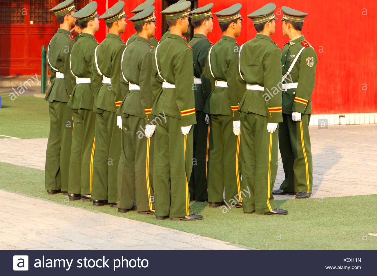 Chinese Army Uniform High Resolution Stock Photography and Images - Alamy