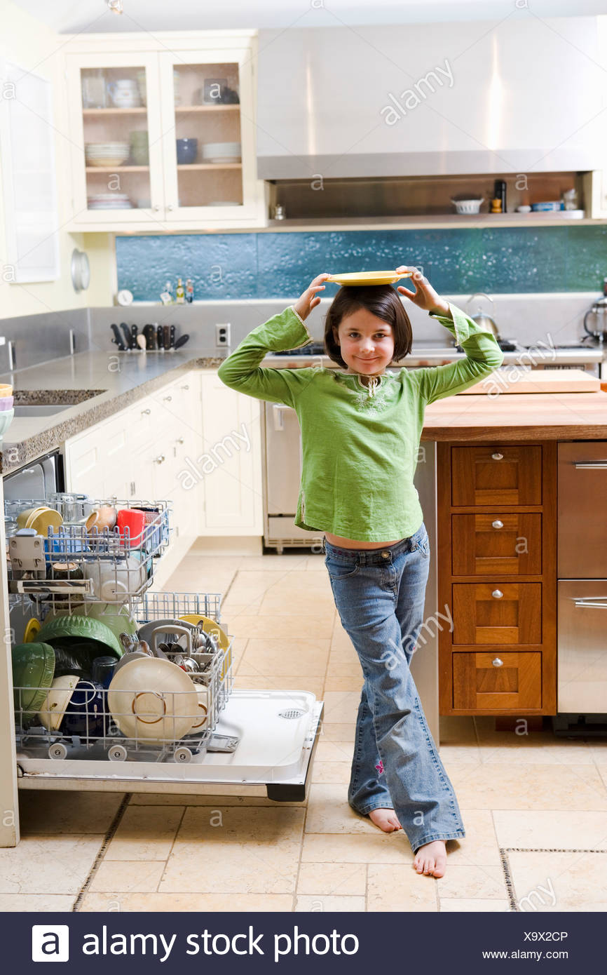 Balancing Plates Stock Photos & Balancing Plates Stock Images - Alamy