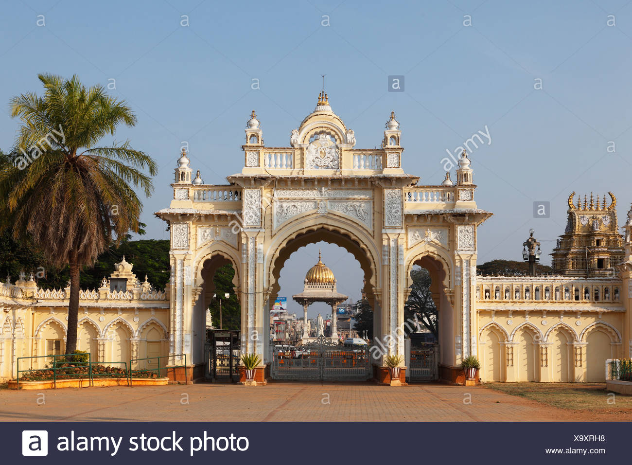 Mysore Palace Entrance Gate High Resolution Stock Photography and ...