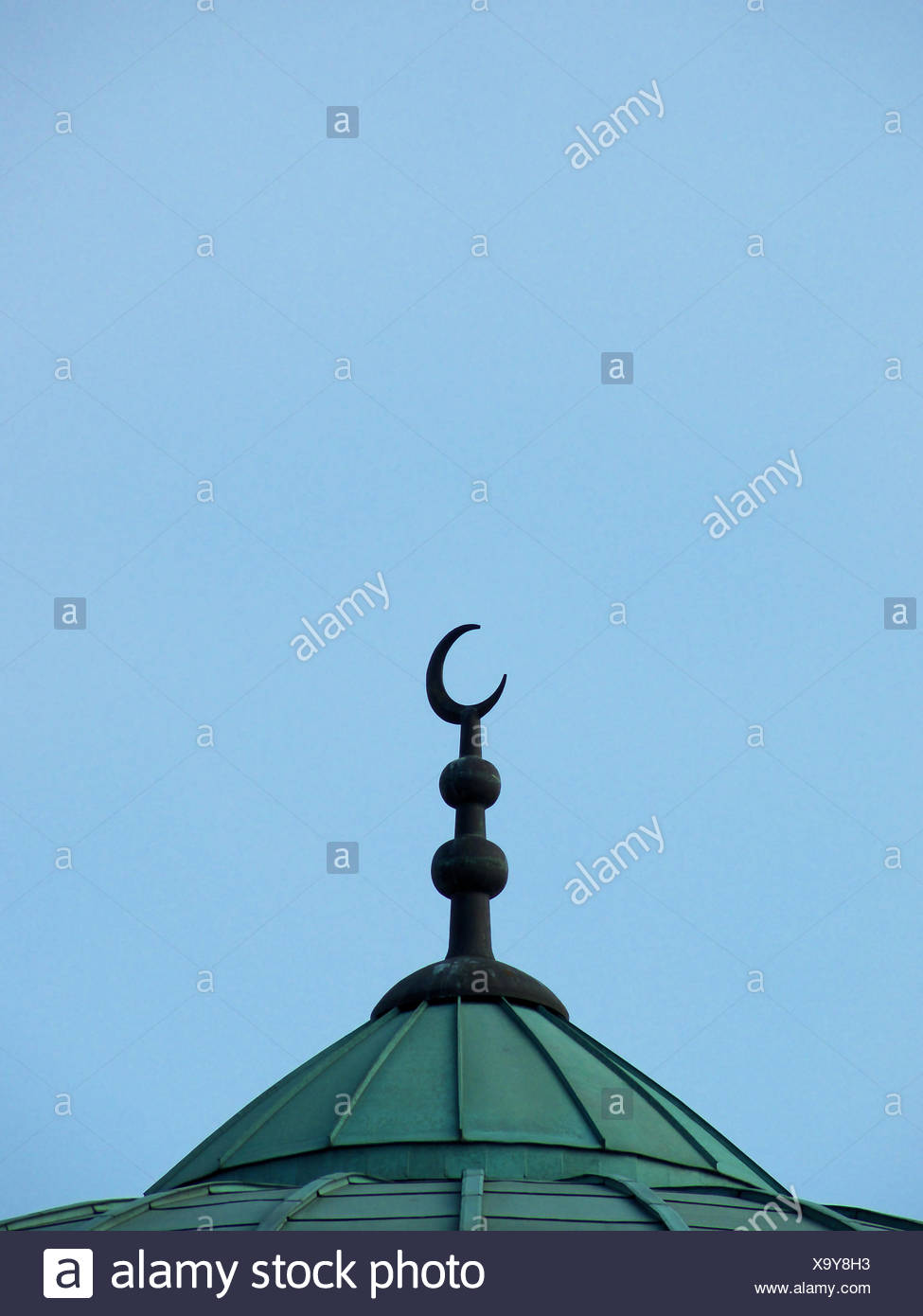 Half Moon Mosque High Resolution Stock Photography and Images - Alamy