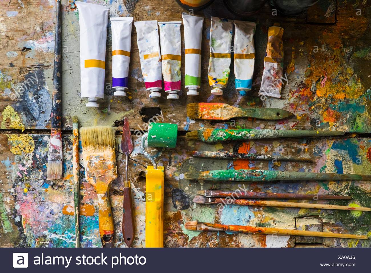 Art Materials Table High Resolution Stock Photography and Images - Alamy