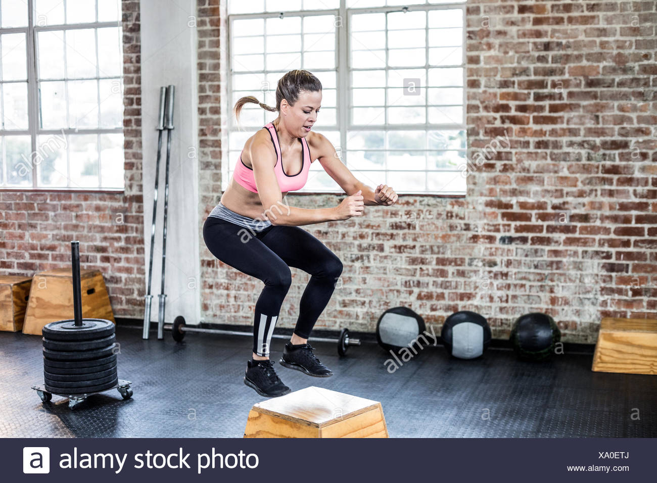 Woman Squats Exercise High Resolution Stock Photography and Images - Alamy