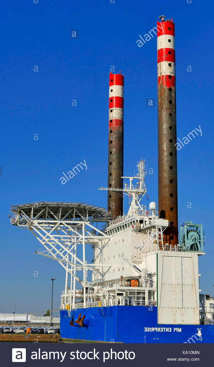 Wind Farm Installation Ship High Resolution Stock Photography and ...