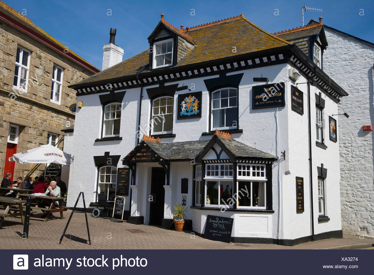 King At Arms High Resolution Stock Photography and Images - Alamy