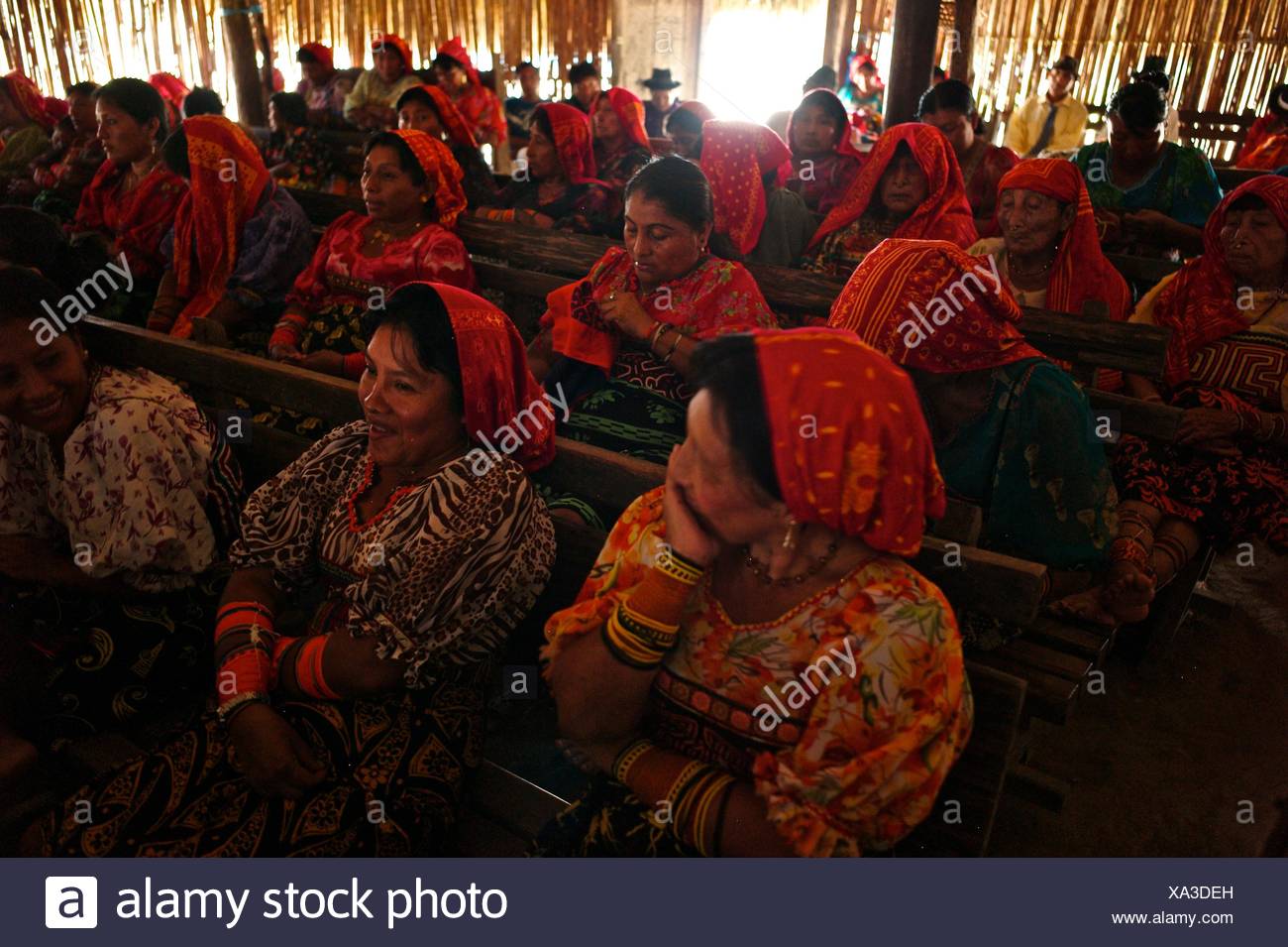 Panama Guna Indians High Resolution Stock Photography and Images - Alamy