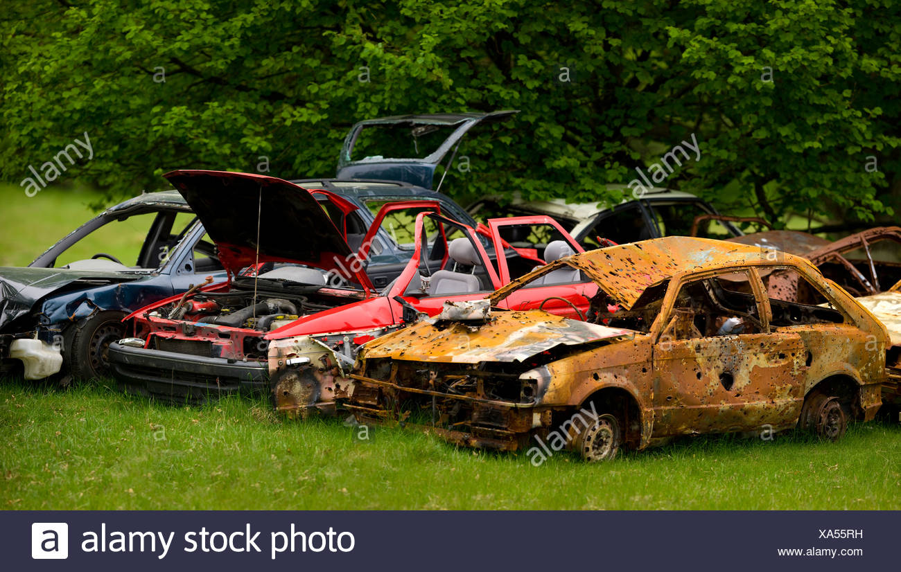 Cars On Grass High Resolution Stock Photography and Images - Alamy