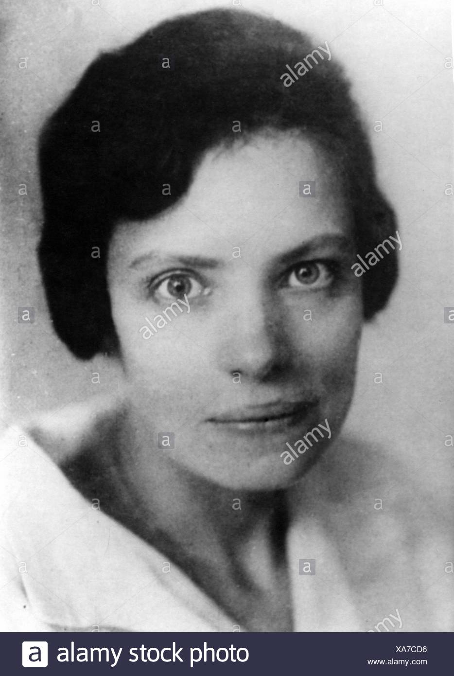 Anna Anderson High Resolution Stock Photography and Images - Alamy