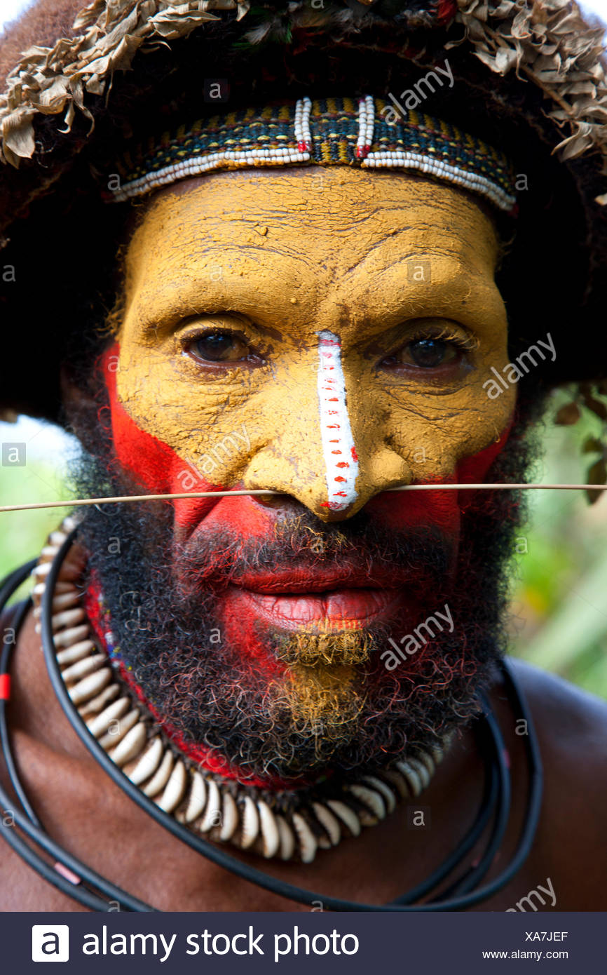 Huli Tribe High Resolution Stock Photography and Images - Alamy