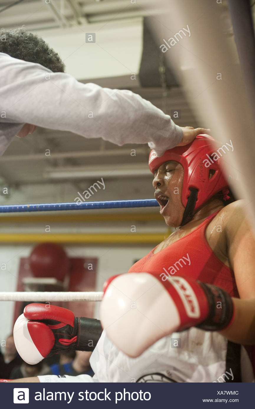 Boxing Rounds Stock Photos & Boxing Rounds Stock Images - Alamy