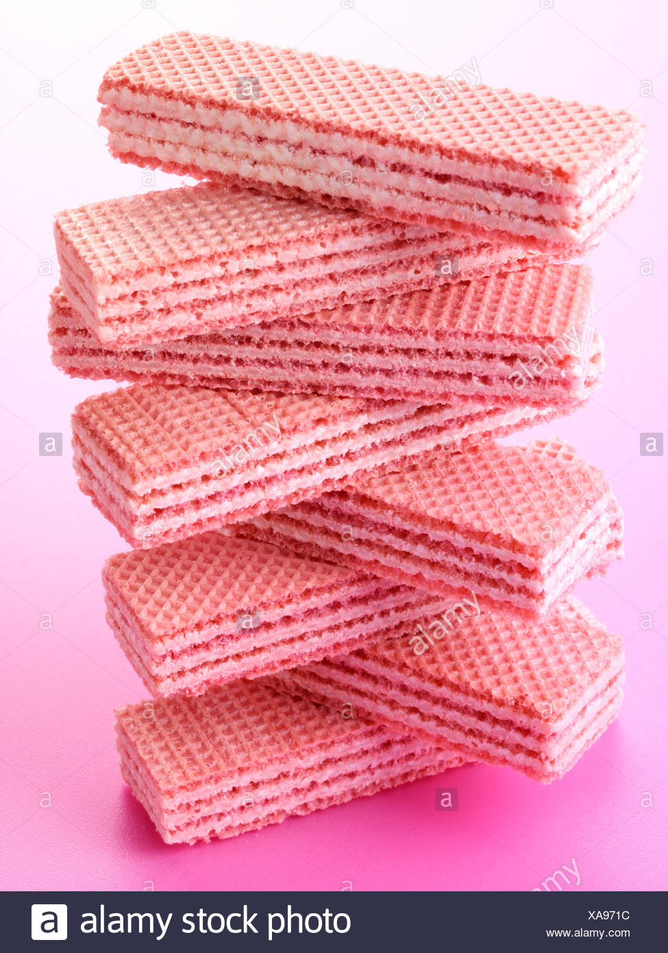 Pink Wafer Biscuits Stock Photos & Pink Wafer Biscuits Stock Images - Alamy