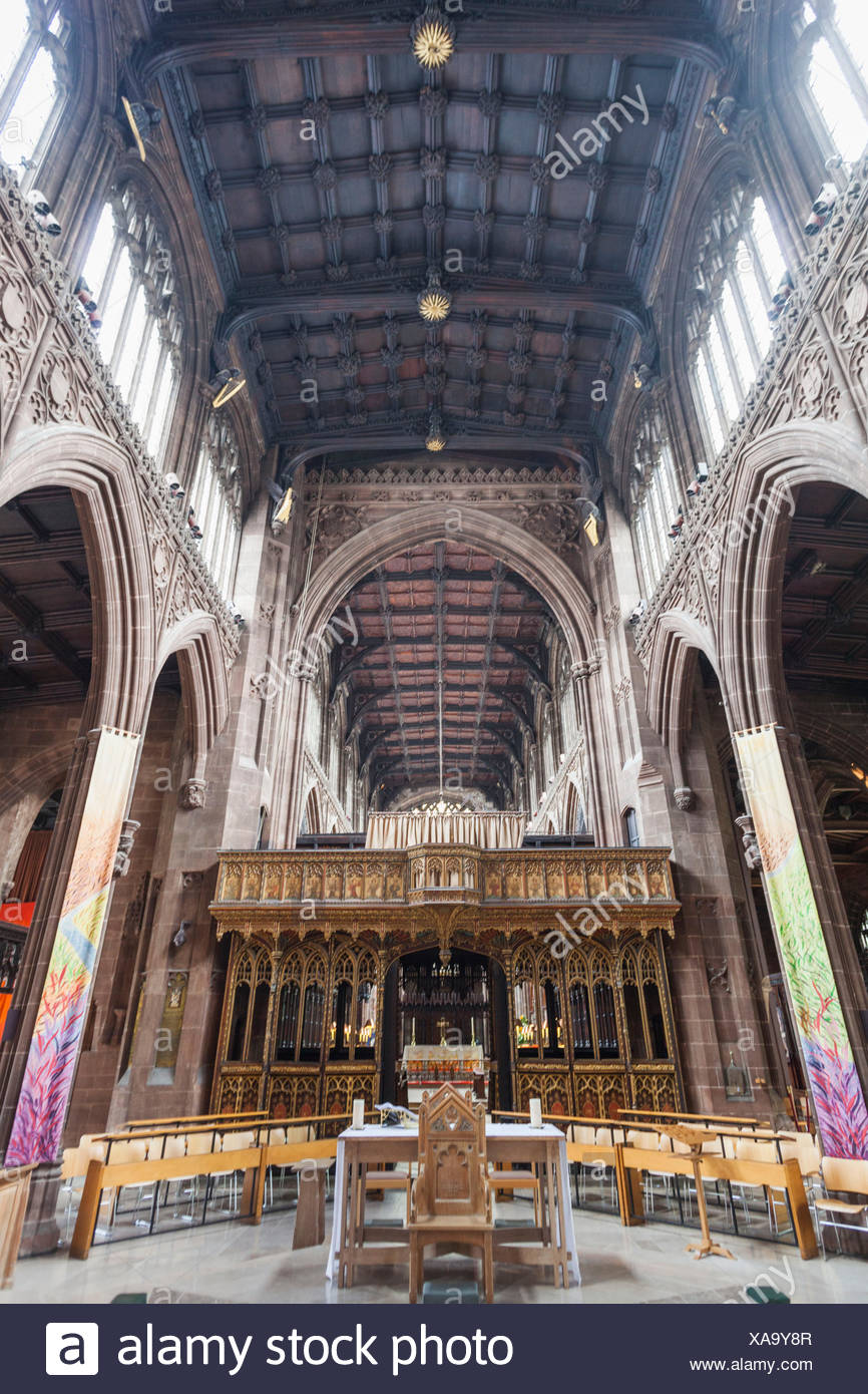 Manchester Cathedral Stock Photos & Manchester Cathedral Stock Images ...