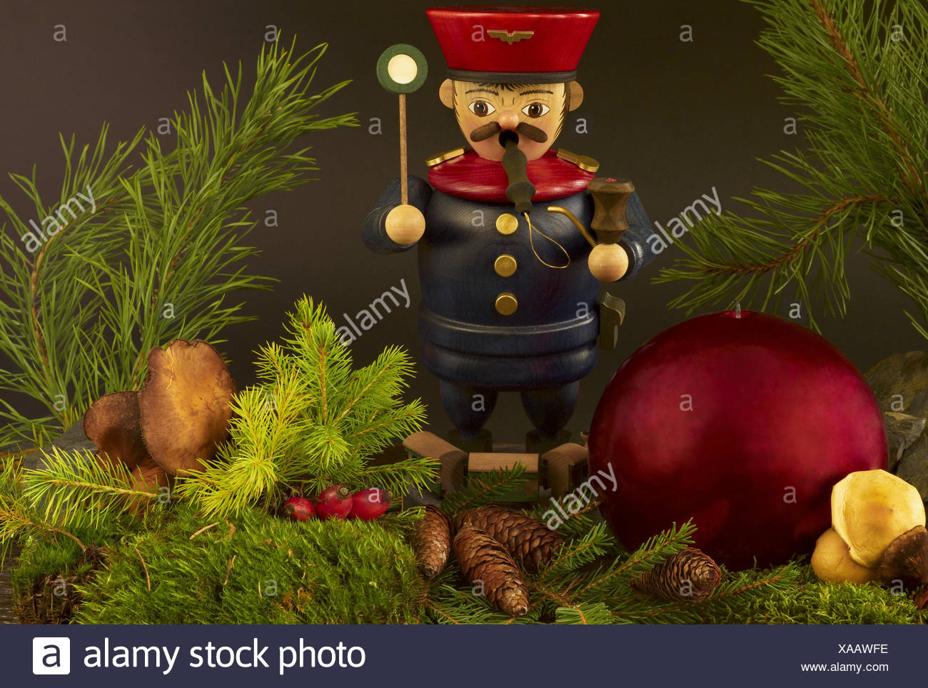 Branches Of A Pine High Resolution Stock Photography and Images - Alamy