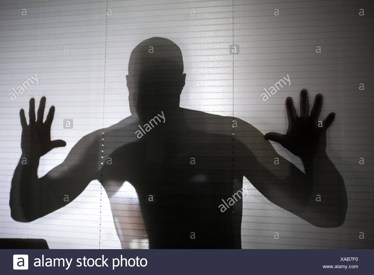 Man Peering Window High Resolution Stock Photography and Images - Alamy