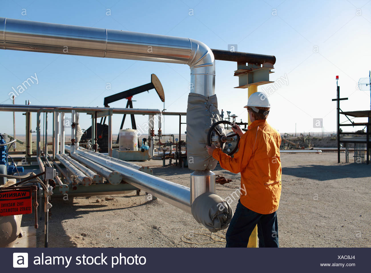 Refinery Pipes High Resolution Stock Photography and Images - Alamy
