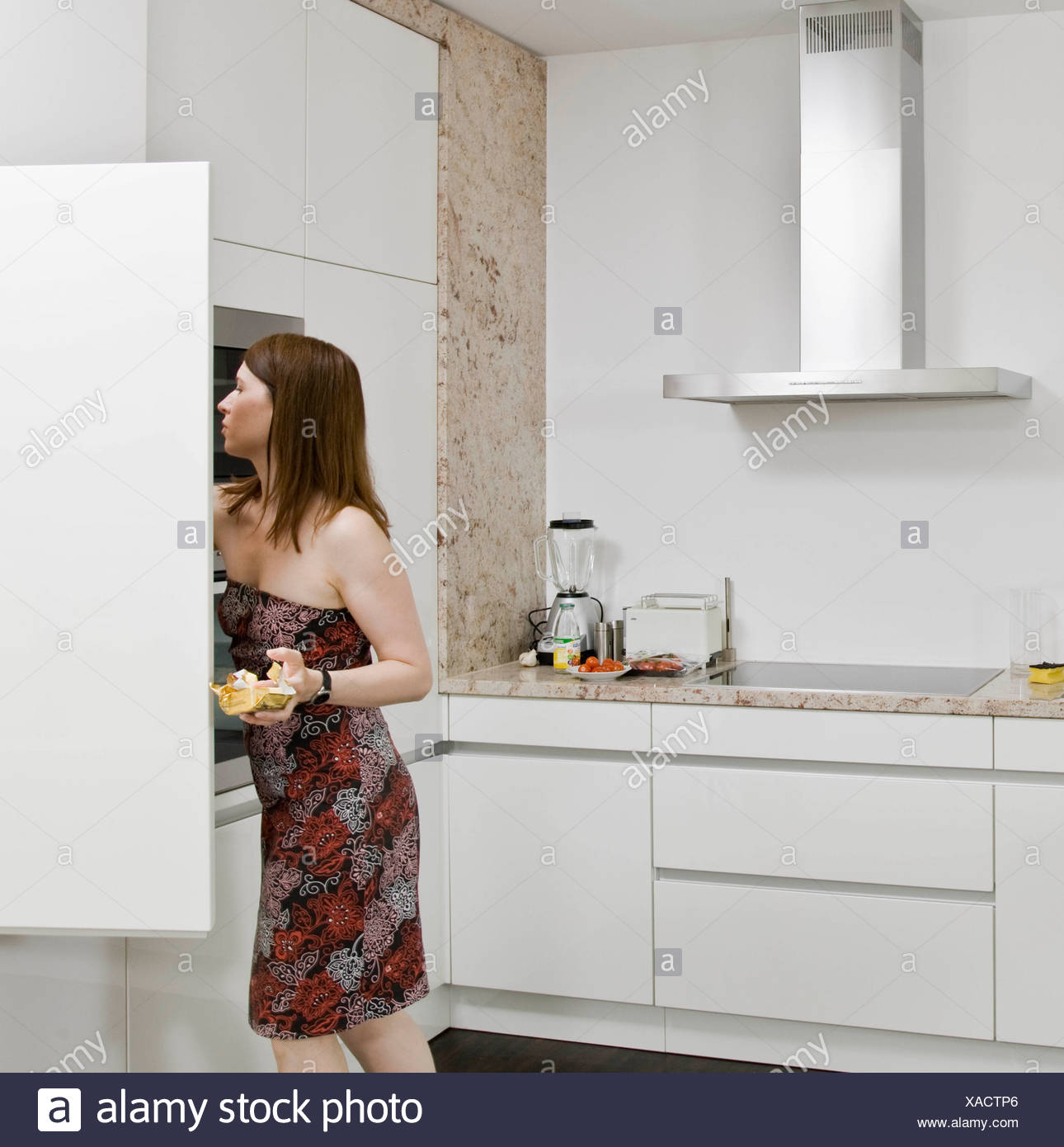 Kitchen Cupboards Stock Photos & Kitchen Cupboards Stock Images - Alamy