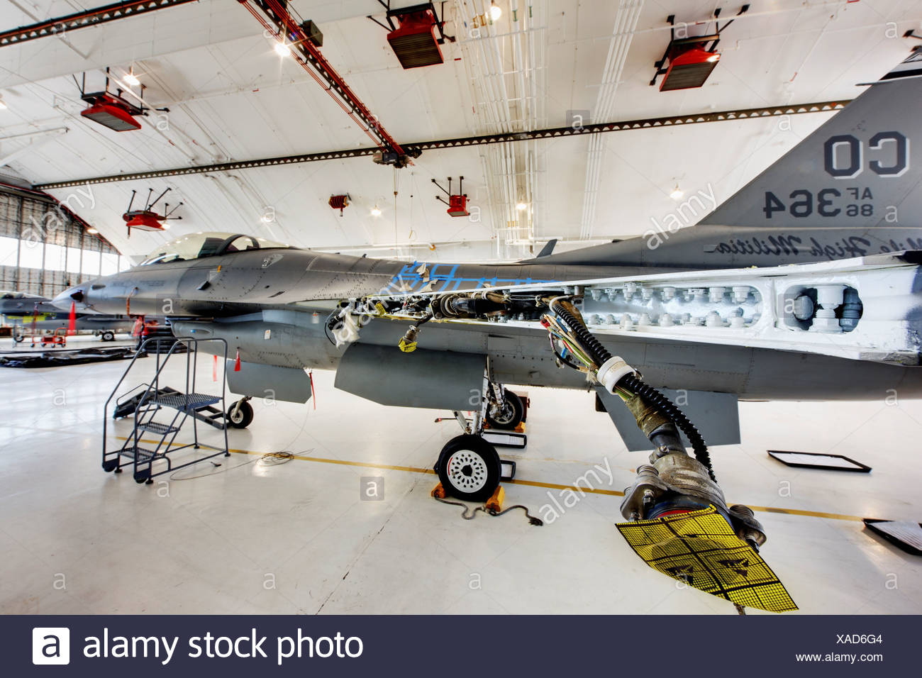 F 16 In Hangar High Resolution Stock Photography and Images - Alamy